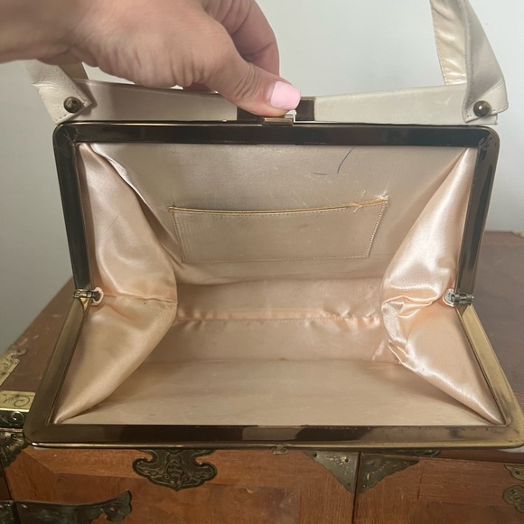 Vintage | Bags | Vintage Top Handle Leather Kitschy Ecru Handbag 96s ...